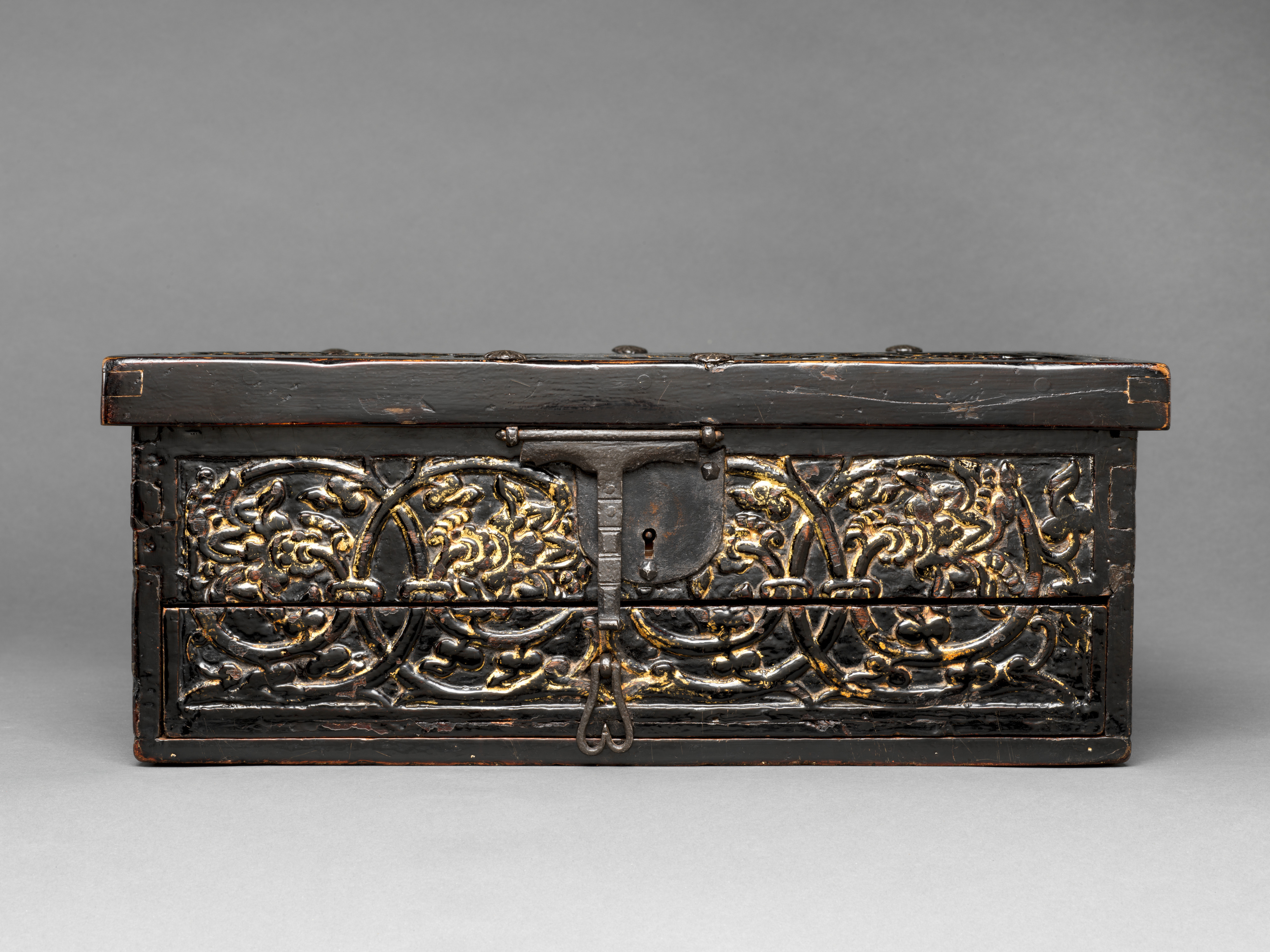 Writing box with Camões inscription - Lower Burma, Kingdom of Pegu ...