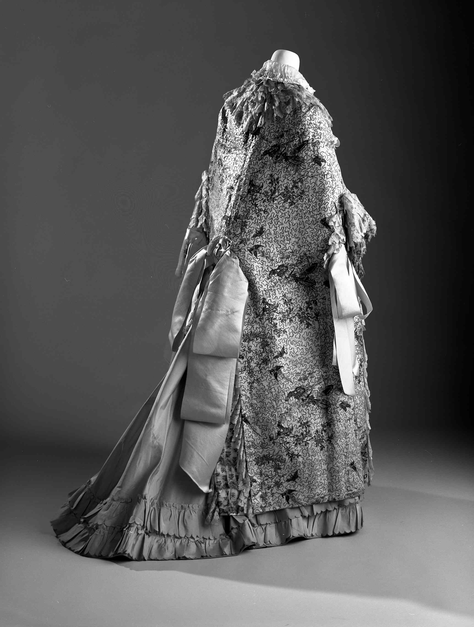 Evening cloak | French | The Metropolitan Museum of Art