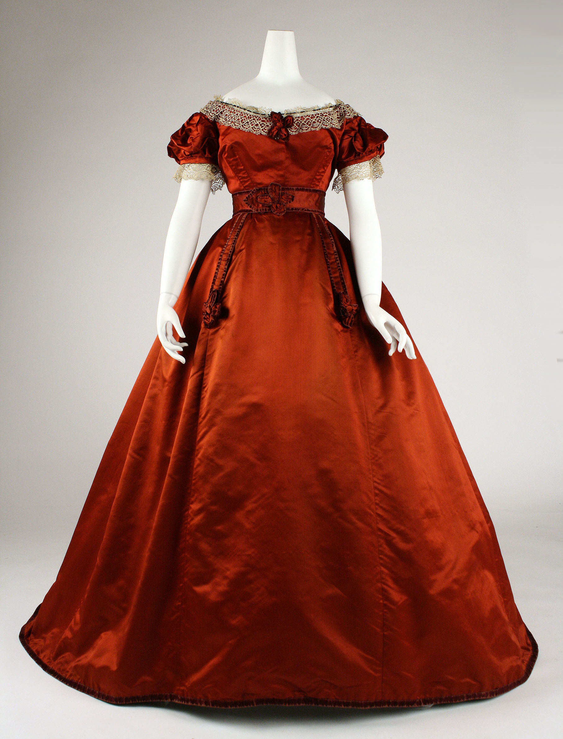 Dress | British | The Metropolitan Museum of Art