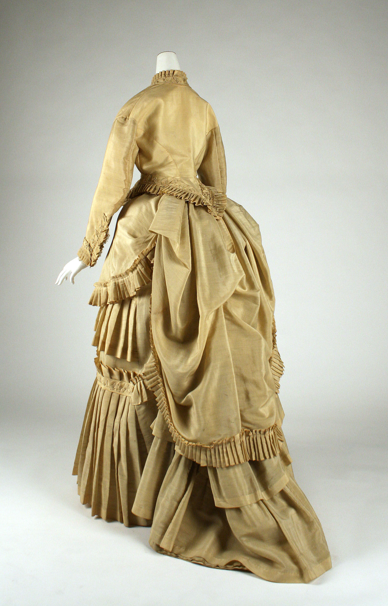 Dress | European | The Metropolitan Museum of Art