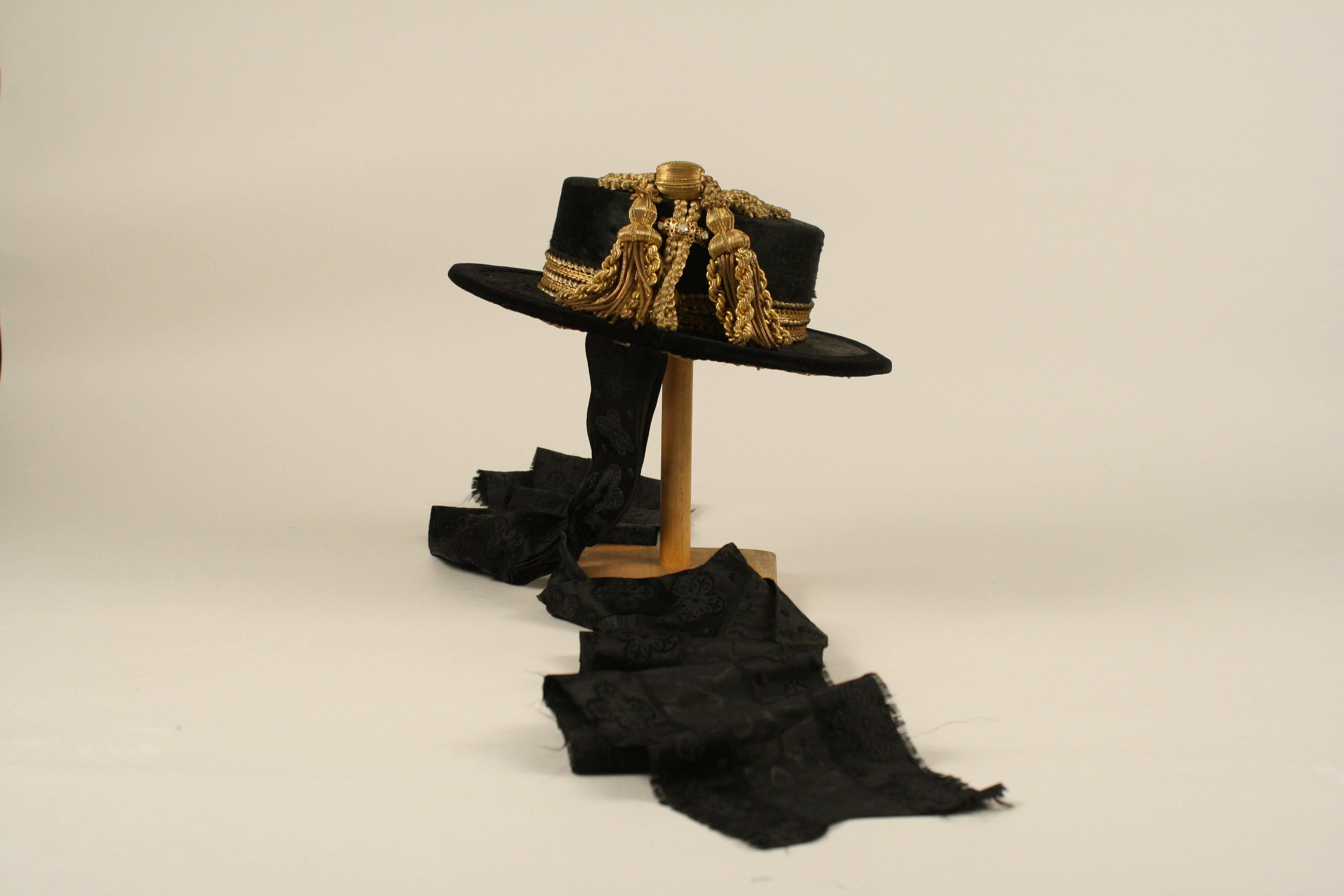 Headdress | Austrian | The Metropolitan Museum of Art