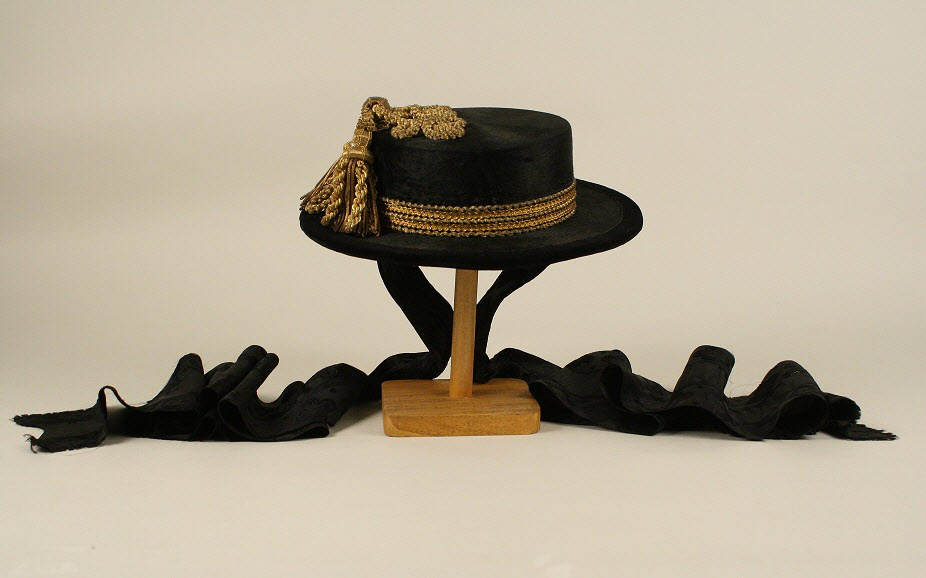 Headdress | Austrian | The Metropolitan Museum of Art