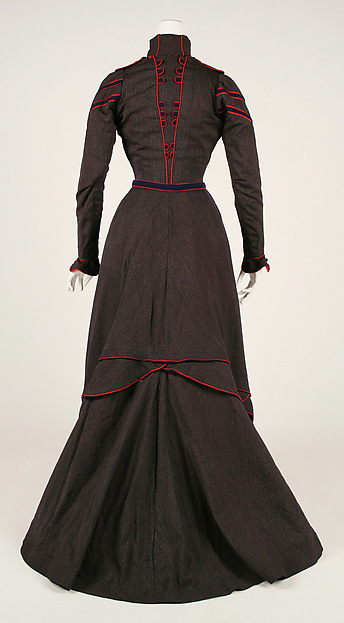 Ladies Fashion - Late Victorian!