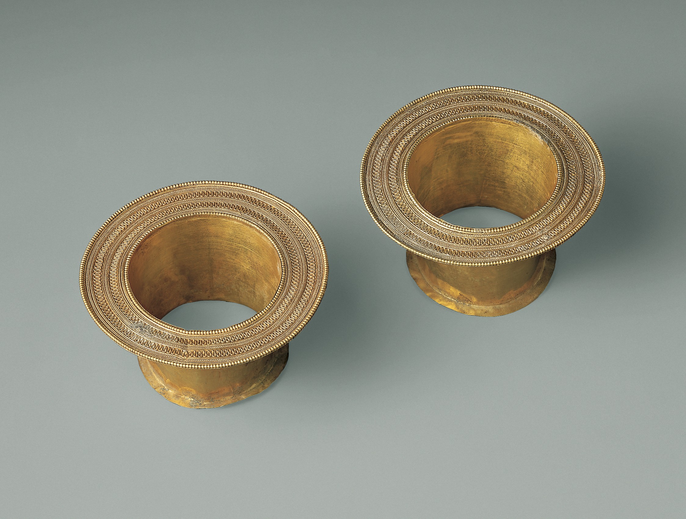Pair of gold roundels | Greek | Classical | The Metropolitan Museum of Art