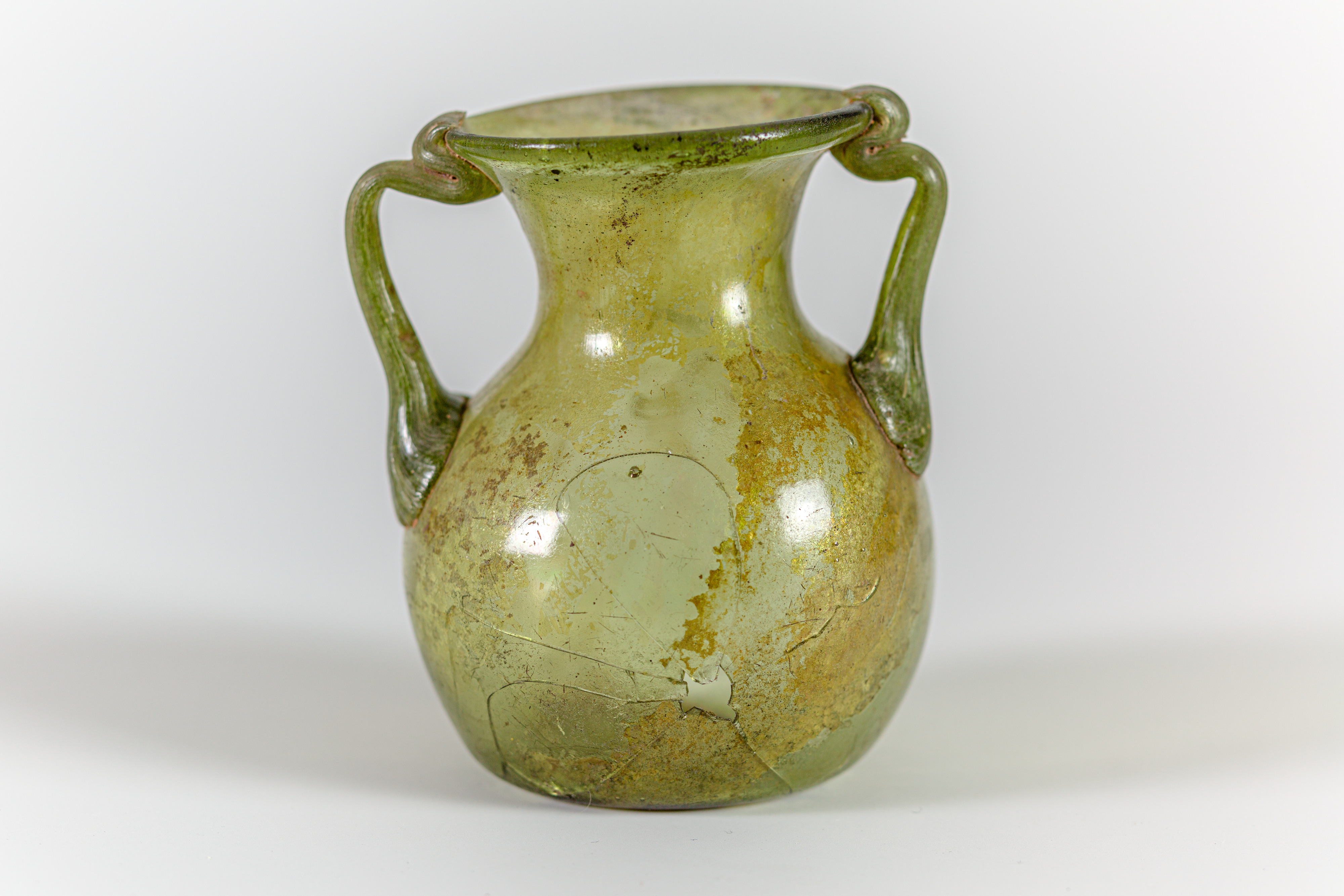 Glass two-handled jar | Roman | Late Imperial | The Metropolitan Museum ...